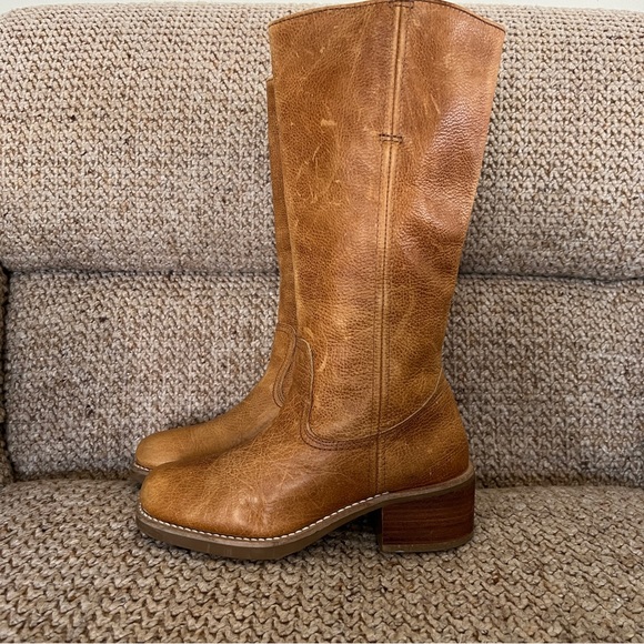 Amanda Smith | Shoes | Vintage Campus Boots Light Medium Tan Banana ...